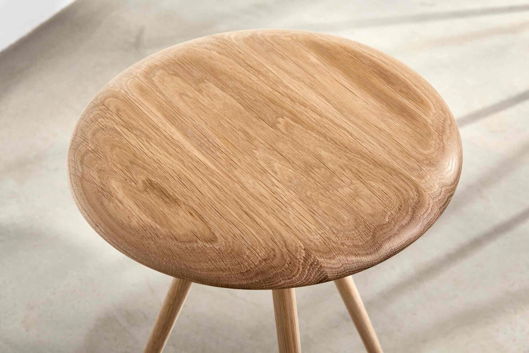 Benchmark - Handmade English Furniture - Puck Table