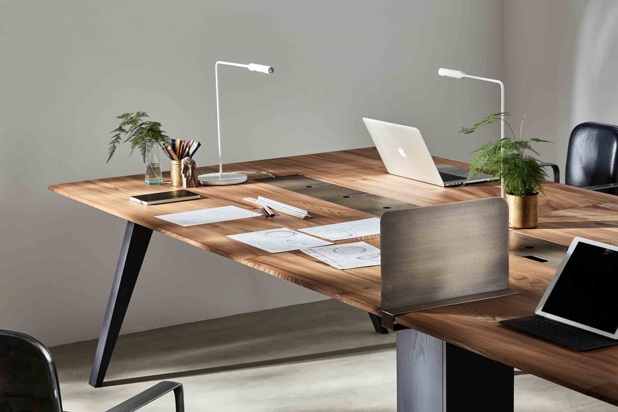 Victoria Sit-Stand Desk